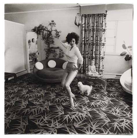 Diane Arbus Diane Arbus Photographs 19561971 Artdoc Photography