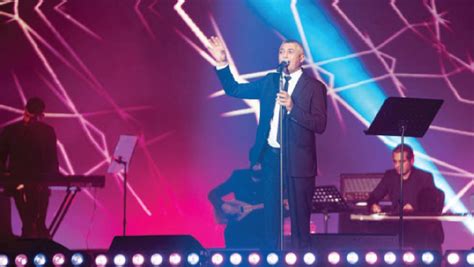 آباء وأبناء