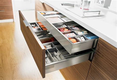 Шкаф под мойку для кухни: виды, особенности выбора и обустройства