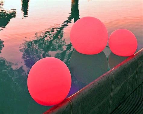 Led Fibreglass Garden Globe Lights In 2 Sizes