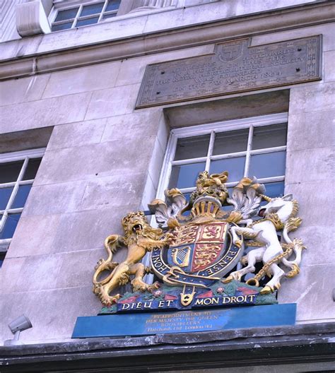 올림픽도 막지 못한 파리지앵의 책 사랑 한국경제