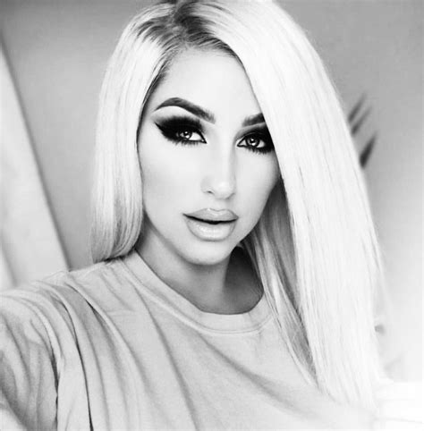 Pin By Veronica Patricia Ortiz On Blonde Hair Styles Blonde Hair Color Bleach Blonde Hair