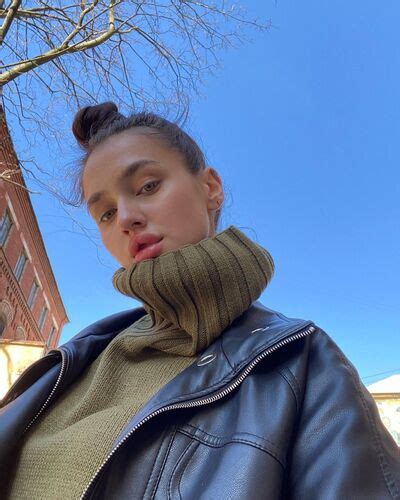 Знакомства Краснодар Виктория 28 объявление девушки с фото