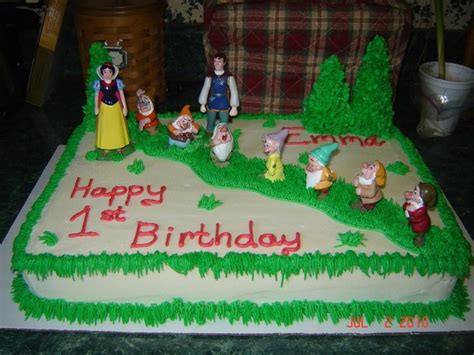 Snow White Cake