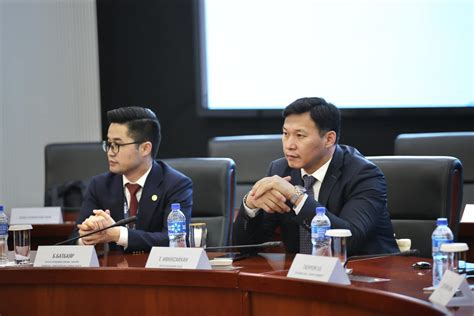 ДЭЛХИЙН БАНКНЫ САНХҮҮЖИЛТЭЭР ЭРҮҮЛ МЭНДИЙН ЯАМНЫ ХЭРЭГЖҮҮЛСЭН ТӨСЛИЙН ХҮРЭЭНД СУМЫН ЭМ ИЙН