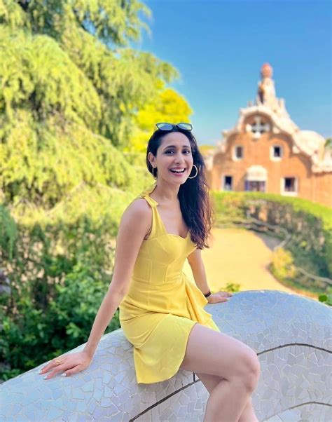 Nidhi Goel New Rthighzone