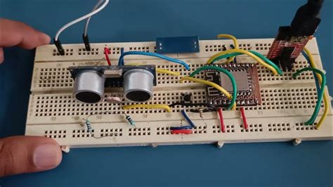 make your own esp8266 server and display sensor readings on webpage