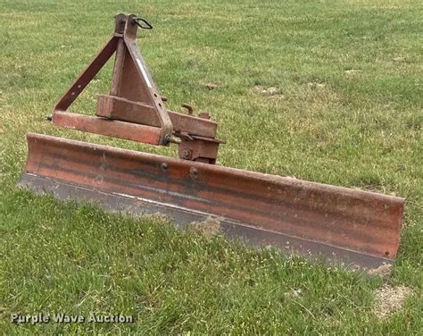 Brush Hog 8 W Three Point Blade In Ness City Ks Item Eg6606 Sold