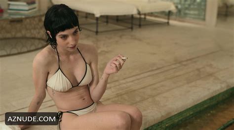 Browse Celebrity Sorted Bikini Images Page Aznude