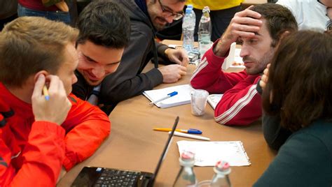 მოსწავლეებისთვის ინტელექტუალური თამაშის „რა სად როდის“ ჩემპიონატი ჩატარდება 08 04 2016 ს