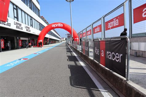 220110 Aprillia Race 6