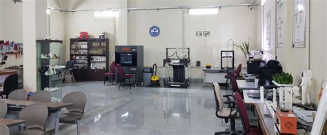 مرکز نمونه‌سازی دانشکده مهندسی مکانیک