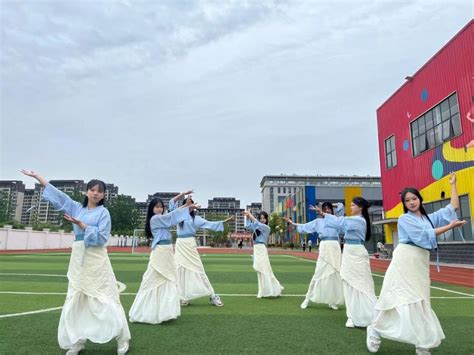 学生技能绽魅力，多彩活动促成长——合肥南亚理工技工学校课外活动丰富多彩，助力学生全面发展合肥南亚理工技工学校