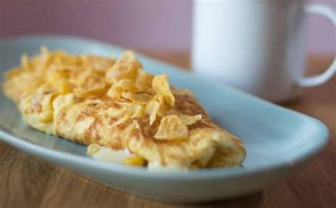 Cheesy Corn Omelette Recipe