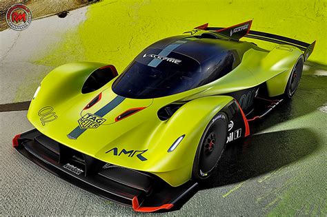 Aston Martin Valkyrie Amr Pro La Leggerezza Di Un Bolide Aerodinamico
