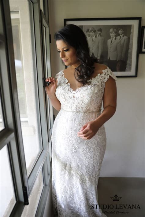 Adel 5 The Pretty Pear Bride Plus Size Bridal Magazine