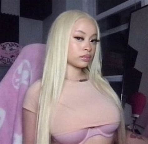 Female Rapper Ice Spice Unveils Her New Look Fans Suggest That