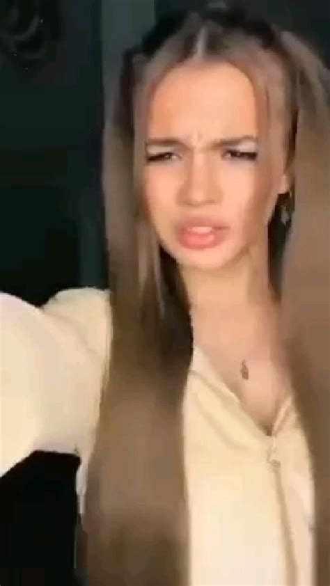 Adl Kullan C N N Panosundaki Pin