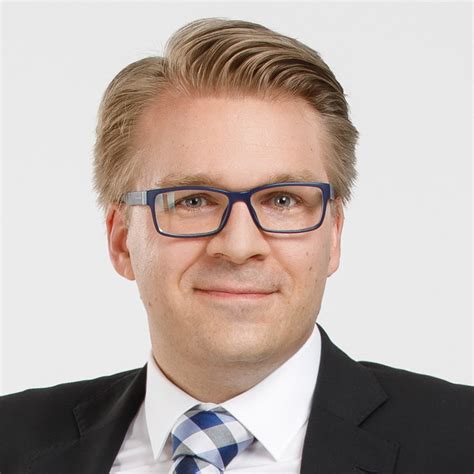 Dr Michael Schön Division Production Officer Romer Labs Xing