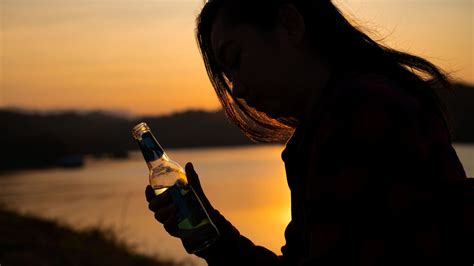As Alcohol Related Deaths Rise In The Us Women Are Increasingly At