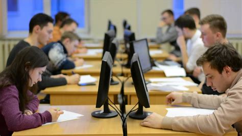 Факультет інформатики математики та економіки 😉 Про особливості подання документів особами