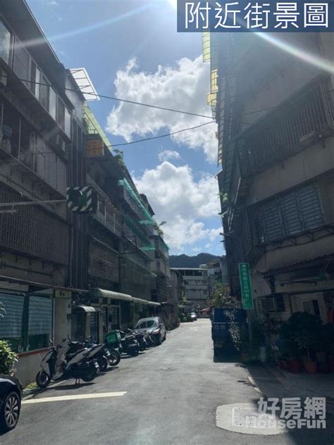 未來捷運二樓美寓 近未來捷運，二樓免爬高 台北市信義區信義路五段 公寓第三種住宅區、道路用地 公共設施用地 整層住家出售