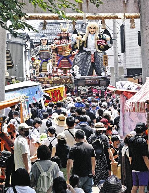 壮観な武者人形の山車が巡行 15日から金津まつり中日新聞Web