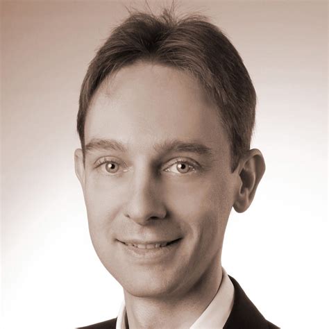 Stefan Wippermann Professur Für Nachhaltige Energiematerialien