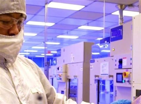 Intel Bets On Glass For Chip Substrate Ee Times Asia