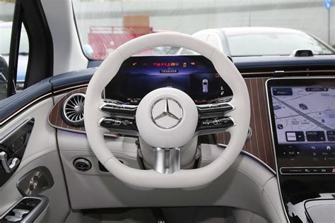 【奔驰eqe Suv500 4matic 豪华版方向盘图片 汽车图片大全】 易车