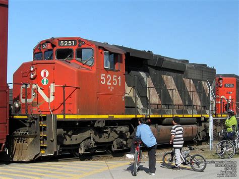 Canadian National Railway Cn Sd38 2 Sd40 Sd40u And Sd40 2 W