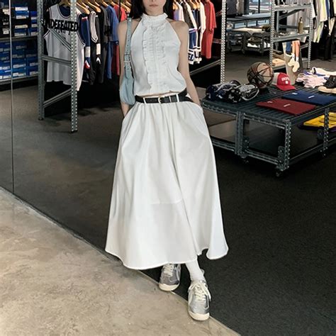 코디세트하이 홀터넥 프릴 디테일 슬리브리스a라인 플레어 롱스커트 세트 2j112034e