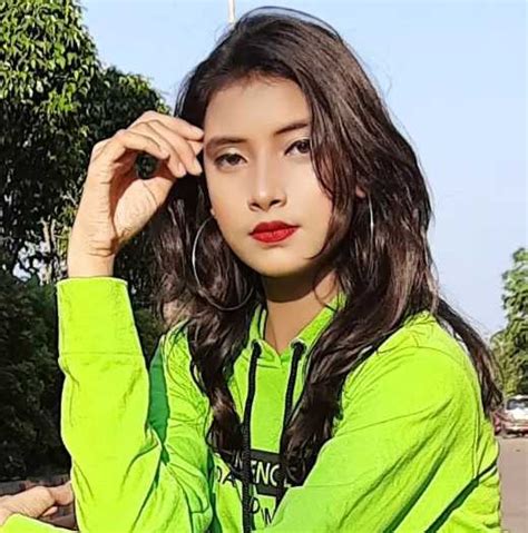 anshika chaudhary influencer biography content creator