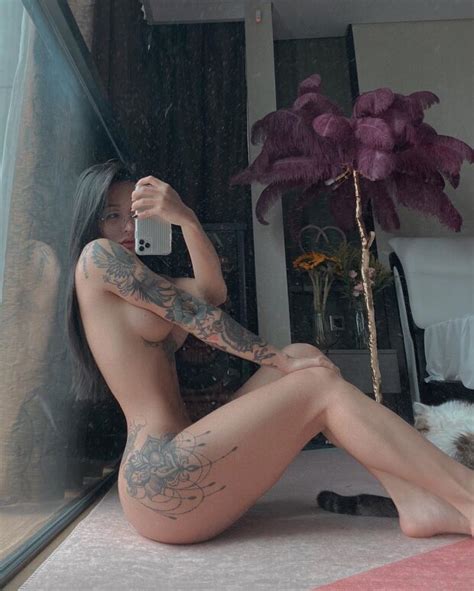 Songyuxin Hitomi Slim Thicc Bubaliciousbabes