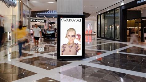 Retail Digital Small Format Oohmedia