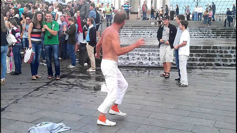 Танцор - YouTube