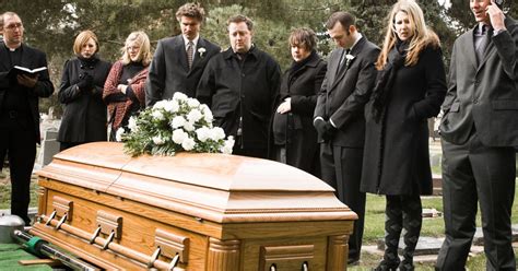 Unusual Funeral Ceremony Requests On The Rise Including Wild West Themes Huffpost Uk Life