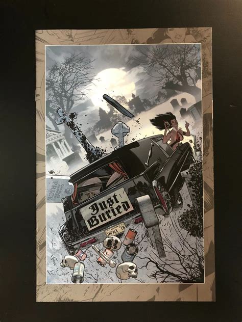 Vampirella Dracula Unholy Issue 1 Adam Hughes Limited Virgin Variant Edition
