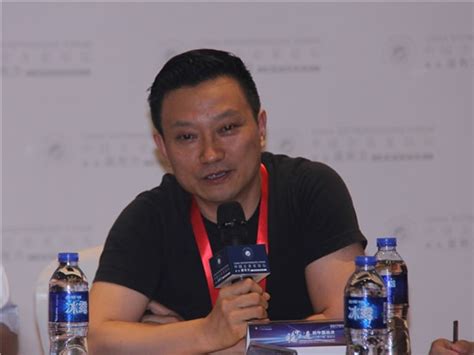 爱康集团创始人董事长兼CEO张黎刚 壹读