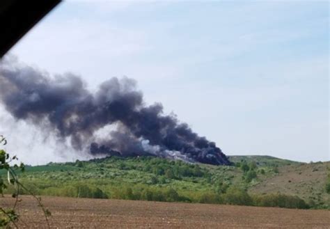 Полицията в Монтана нищи причините за големия пожар на сметището край града