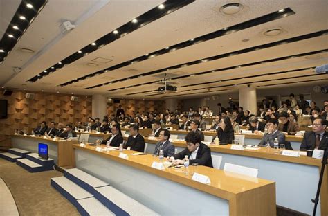 사진 Sk종합화학 폐플라스틱 환경 문제 해결 위해 국내 최초 ‘플라스틱 패키징 소재 친환경 포럼 개최 Sk이노베이션 뉴스룸 Skinno News