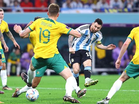 メッシが先制ゴール！ マラドーナ超えのw杯通算9点目 キャリア通算1000試合出場の記念試合で達成 スポーツ報知