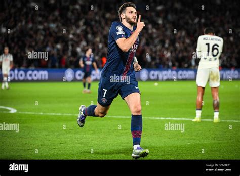 Khvicha Kvaratskhelia Of Psg Celebrates His Goal During The Uefa