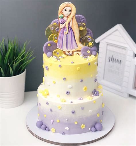 Торт с Рапунцель เค้ก ของหวาน