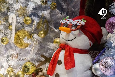 نمادهای کریسمس در خیابان‌های تهران