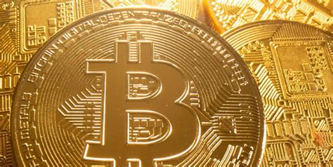 bitcoin transactional data kaggle