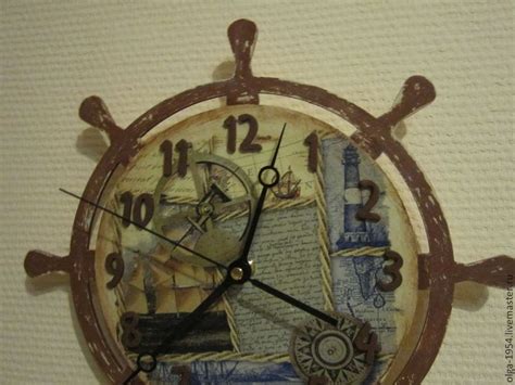 Часы Дневник капитана круглые деревянные настенные в интернет магазине на Ярмарке Мастеров