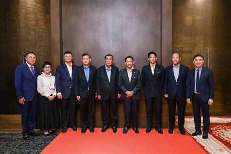 សេដ្ឋីខ្មែរតែ ៣រូបប៉ុណ្ណោះ បានចូលជួបព្រះមហាក្សត្រប្រ៊ុយណេ ក្នុងព្រះរាជពិធីសោយព្រះក្រយាព្រឹក