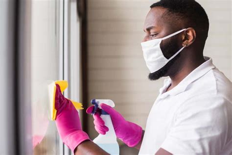 How To Remove Old Window Tint From Your Building