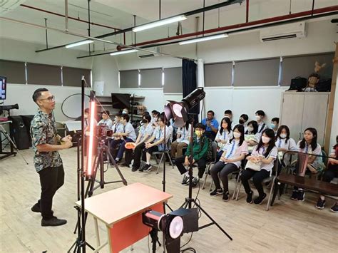 Kuliah Full Online S1 Manajemen And S1 Informatika Universitas Ciputra